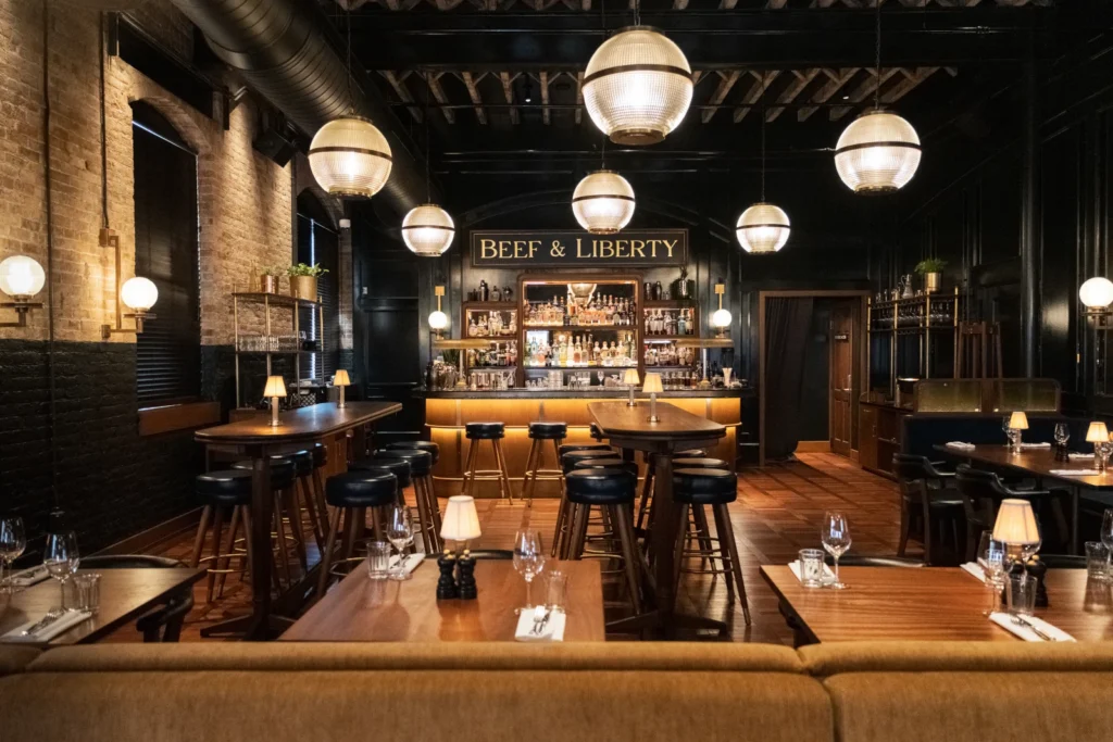 London Swagger, Chicago Soul: Beef & Liberty Bar Redefines River North ...